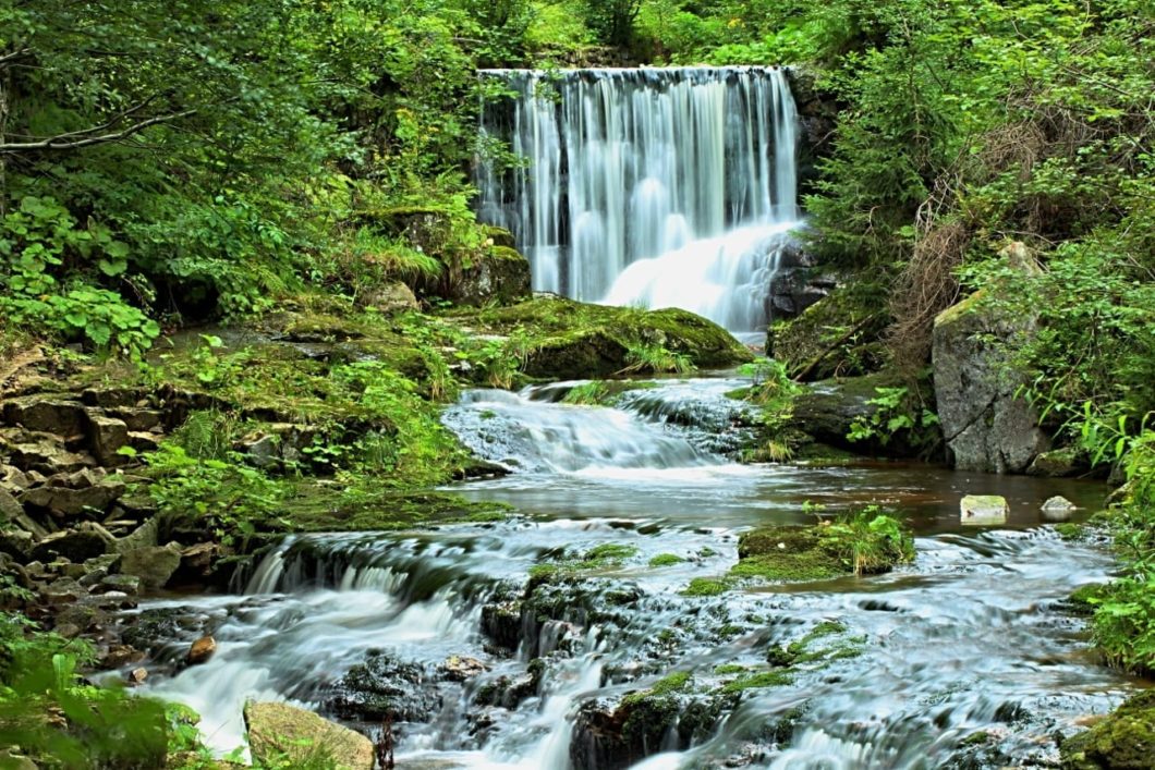 Nejkrásnější české vodopády | Vyletnik.cz