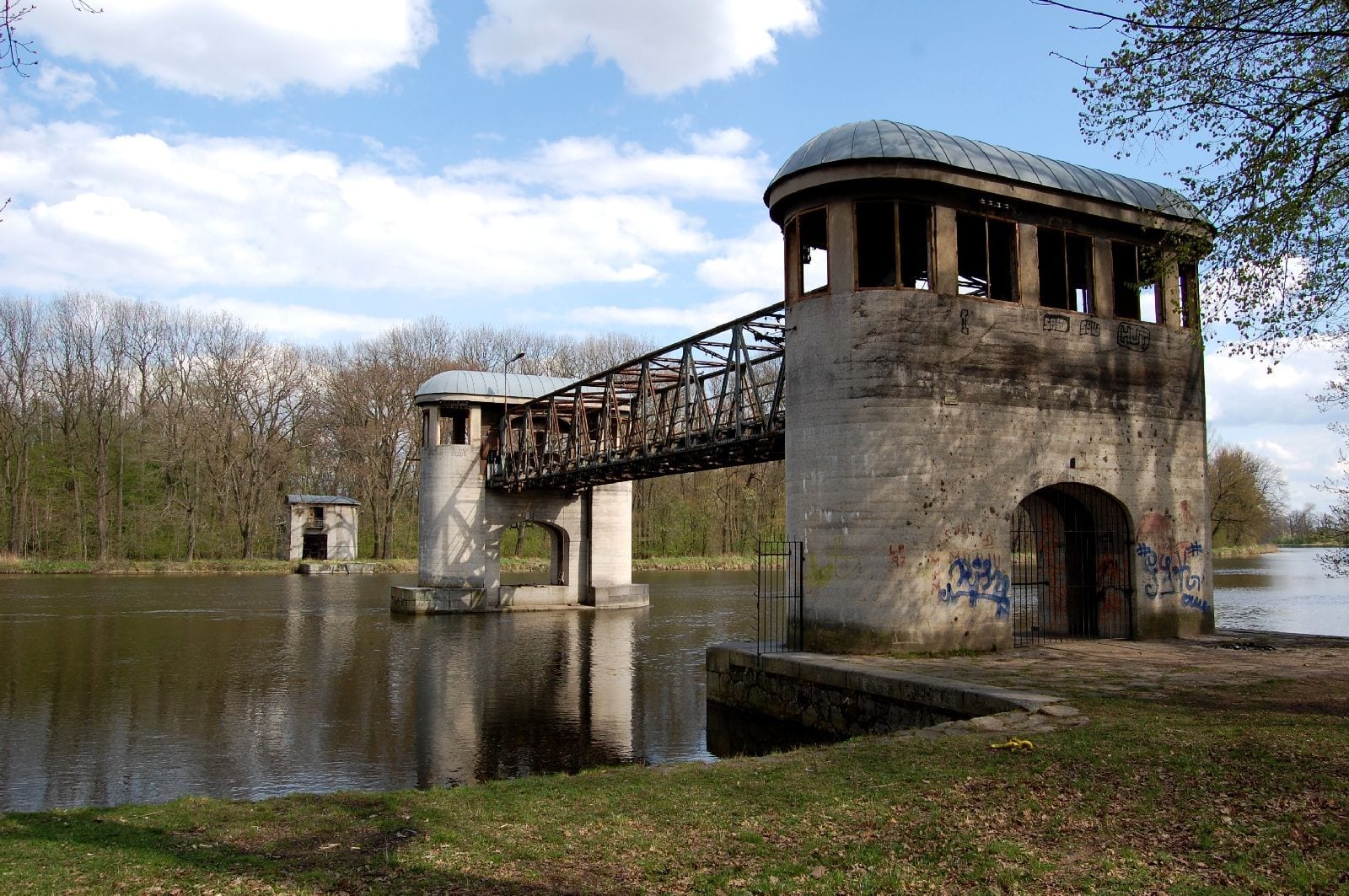 Obříství, zdymadlo – tip na výlet | Vyletnik.cz