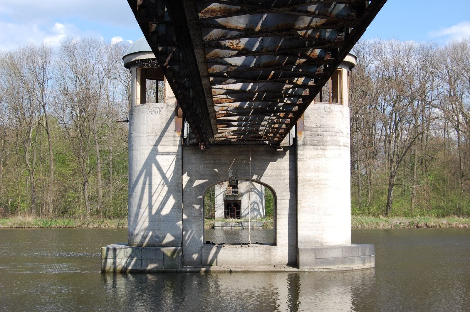 Obříství, zdymadlo – tip na výlet | Vyletnik.cz