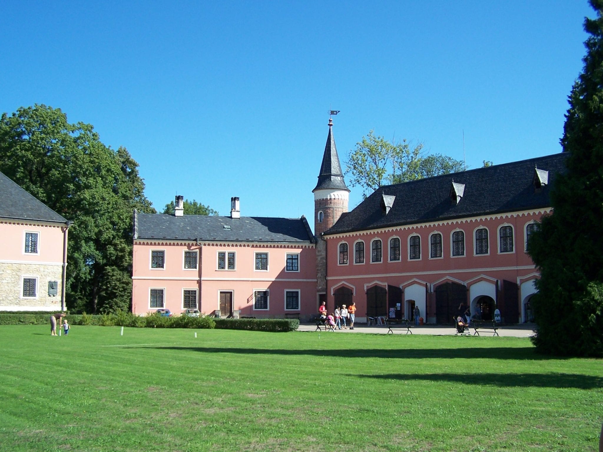 Zámek Sychrov, jeden z nejkrásnějších zámků v Čechách – tip na výlet ...