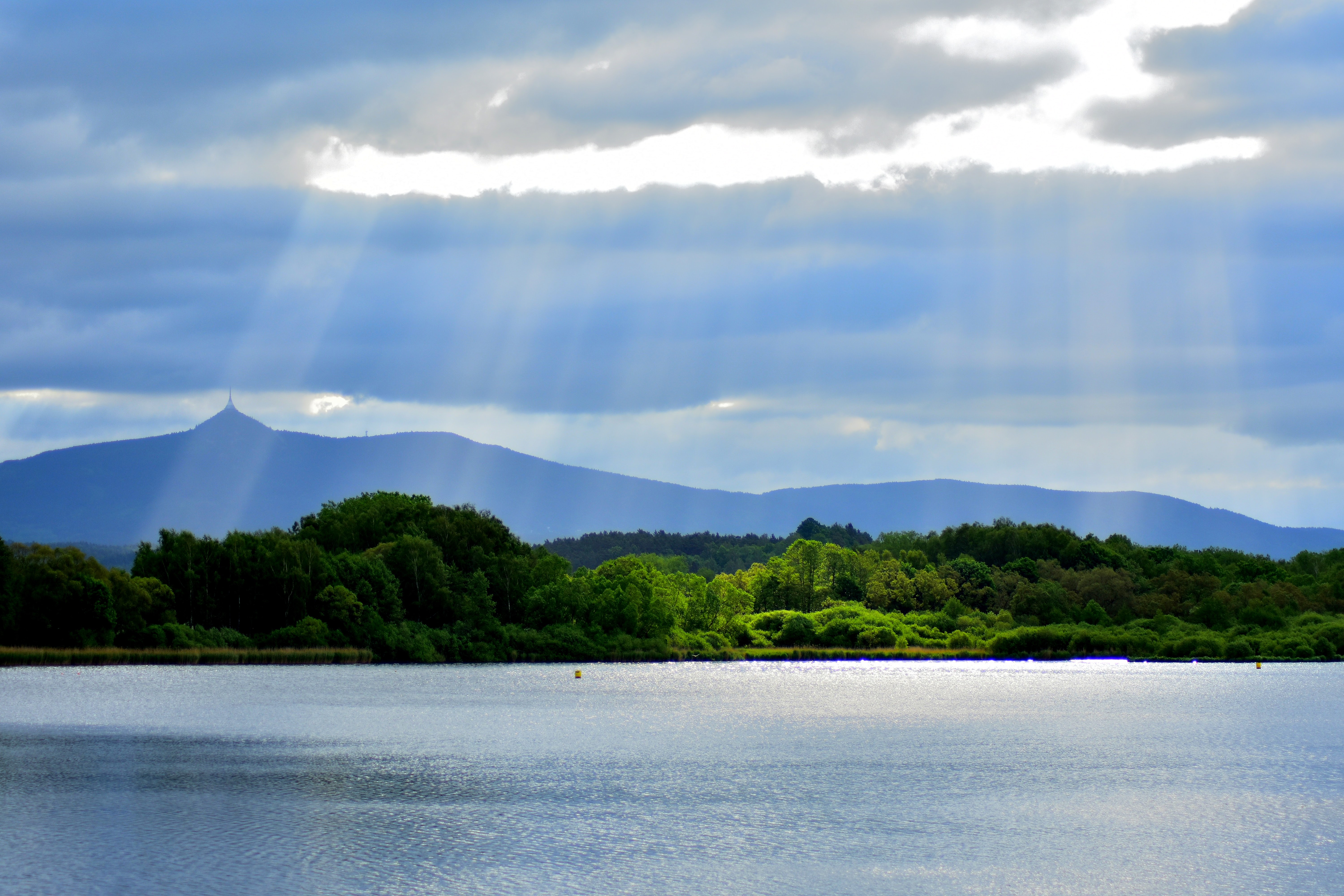 Vodní nádrž Stráž pod Ralskem – tip na výlet | Vyletnik.cz
