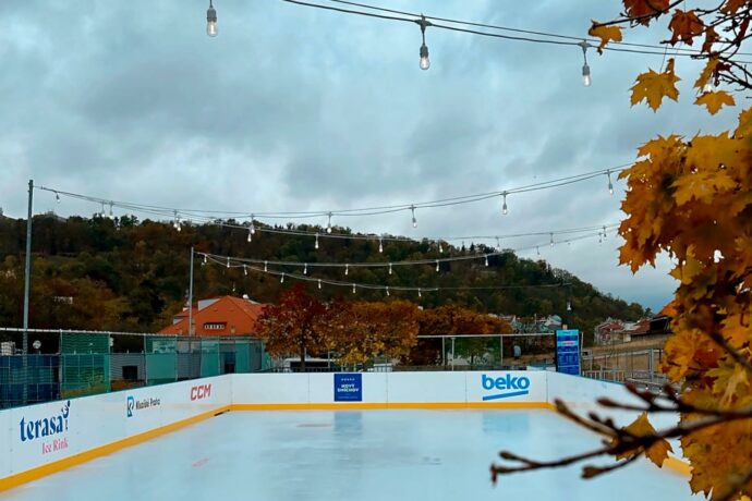 Veřejné bruslení na Smíchově