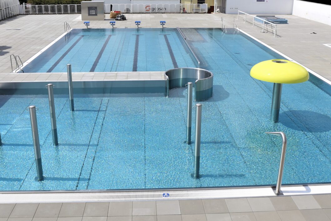 Koupaliště a venkovní bazén - Areál Pražačka