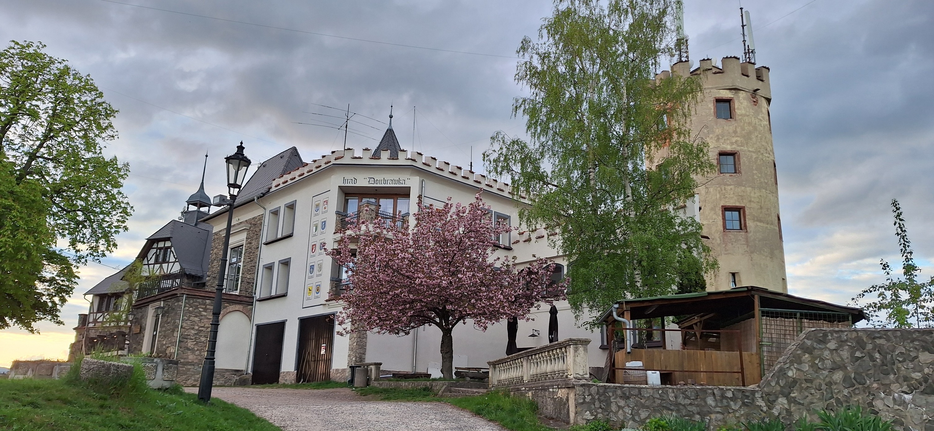 Na výlet na hrad Doubravka | Vyletnik.cz