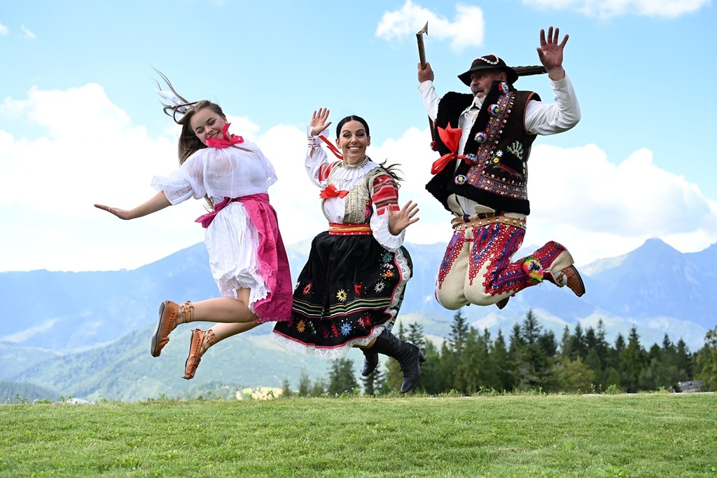 30. Goralské folklórne slávnosti v Bachledce: Tatry rozezní IMT Smile ...