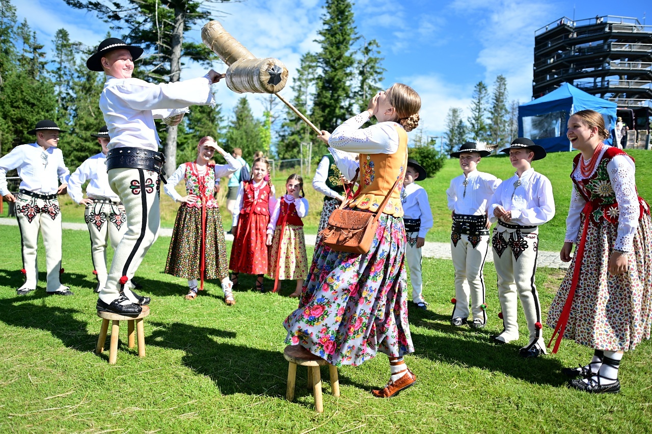 30. Goralské folklórne slávnosti v Bachledce: Tatry rozezní IMT Smile ...